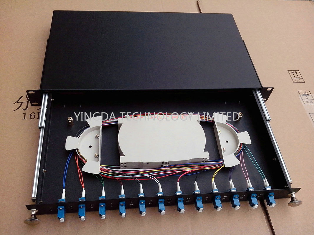 1U 19 بوصة انزلاق الرف جبل الألياف البصرية التصحيح لوحة 12 منفذ LC دوبلكس درج ODF